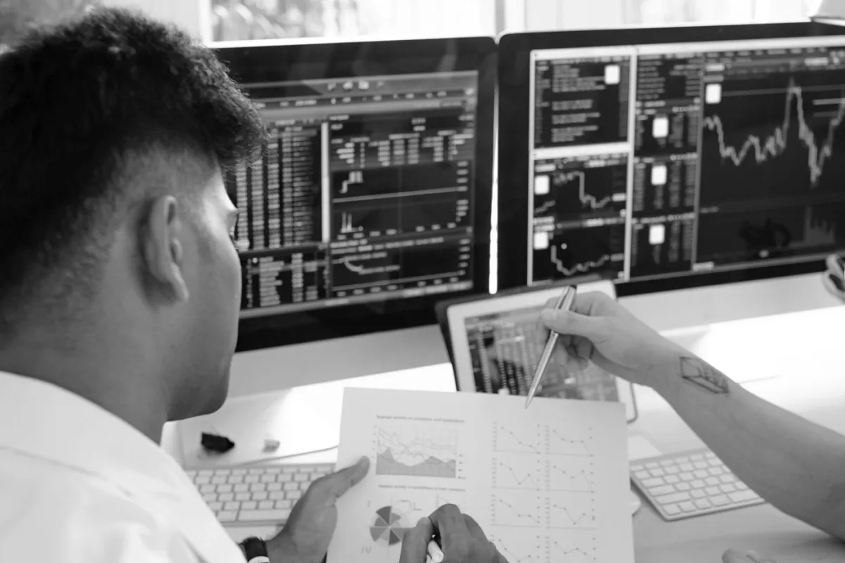 Understanding Futures Rollover Periods and Open Interest: A Guide for Traders